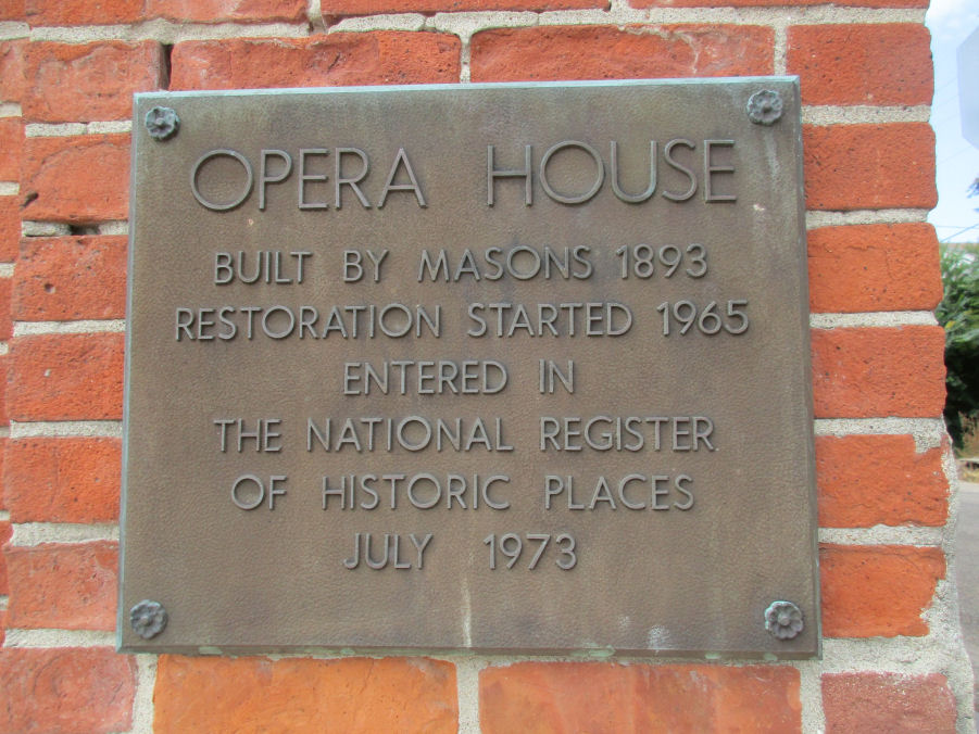 WhatCheer_IA_OperaHouse