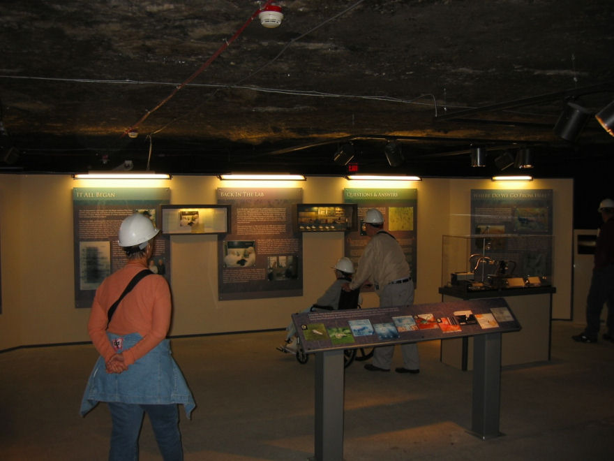 Underground_salt_museum_KS